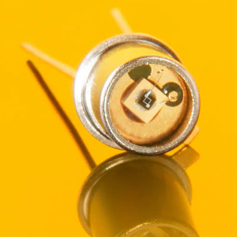 SG01M6H-18 Broadband SiC UV Photodiode – Scitec Instruments